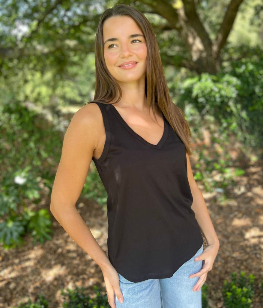 Black V Neck Slouch Vest – Highstreet Outlet UK