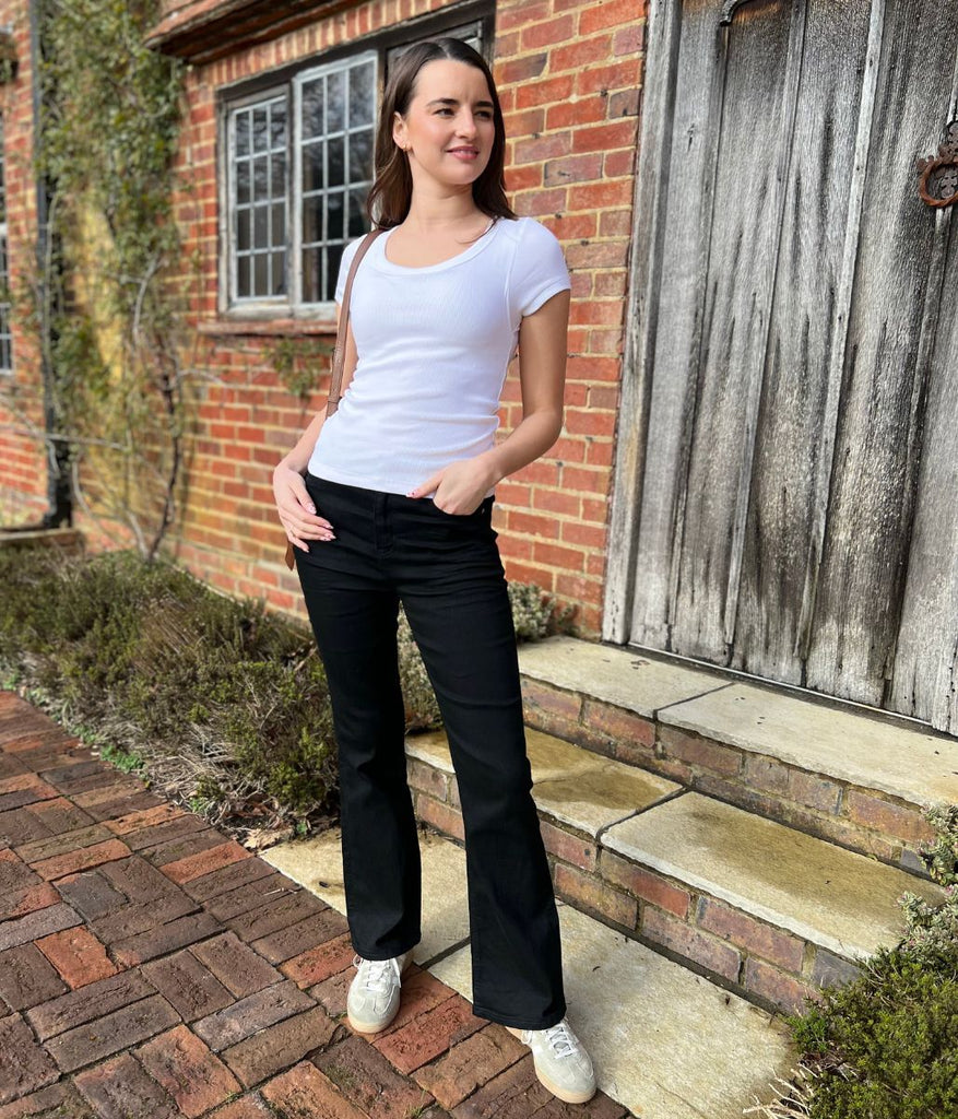 Black Eva Bootcut Jeans – Highstreet Outlet UK